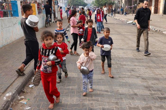 الأمم المتحدة تحذر من زيادة الأمراض بين النازحين الفلسطينيين في غزة