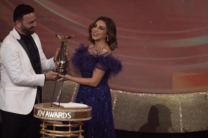اول رد لـ سامر المصري على تصرف انغام في Joy Awards الوكيل الاخباري